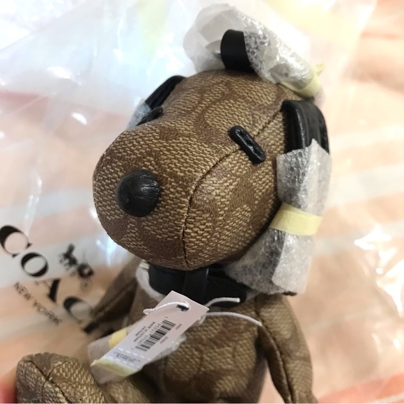 Coach | Accessories | Coach X Peanuts Snoopy Collectible Bag Charm In ...